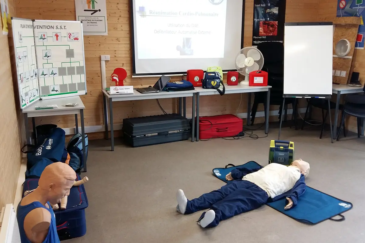 Formation SST : devenez Sauveteur Secouriste du Travail certifié